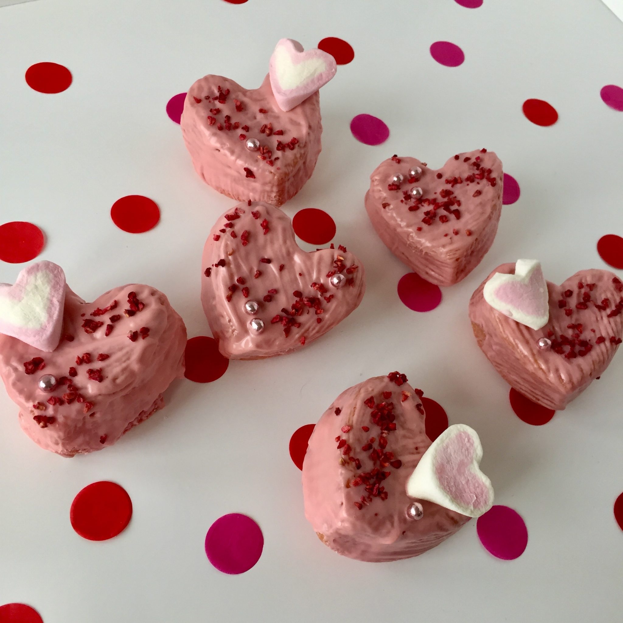 10 leckere Backideen für den Muttertag - Backen mit Minis