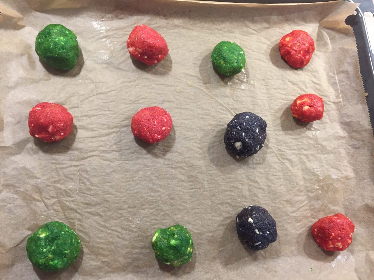 Monsterhafte Halloween-Kekse - Backen mit Minis