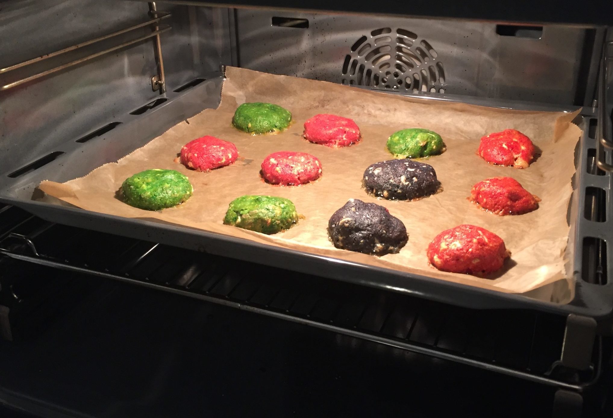 Monsterhafte Halloween-Kekse - Backen mit Minis