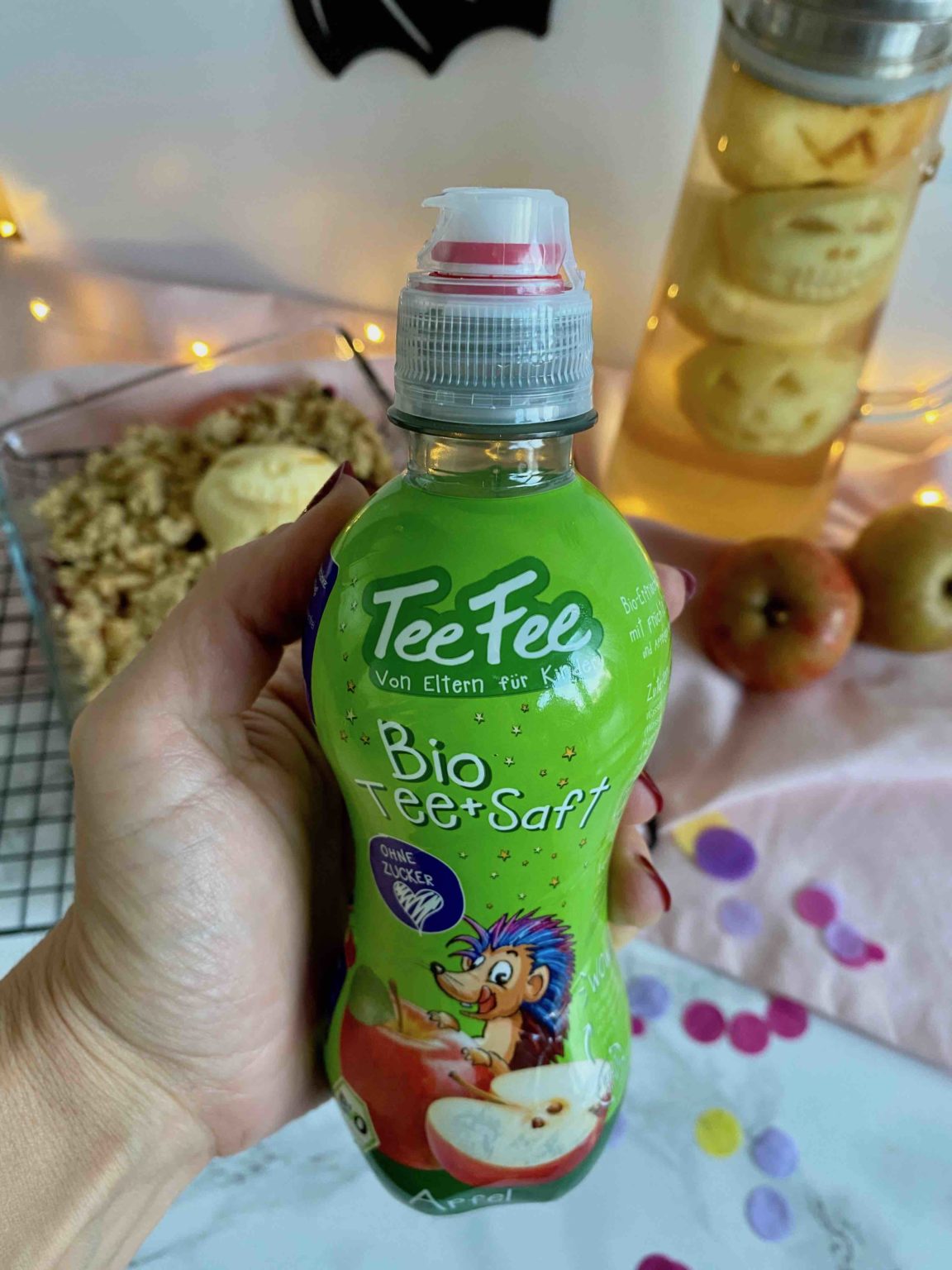 Gruseliger Apple Crumble mit schaurigem Apfel-Eistee (Produkttest: Bio ...